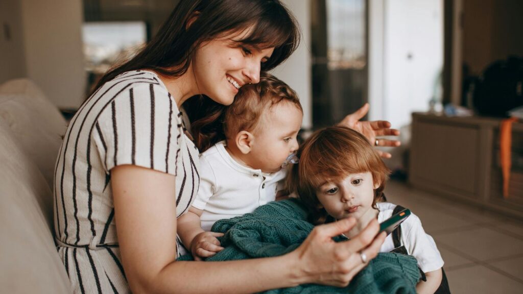 Connecting with your child through every stage – Women's Overview